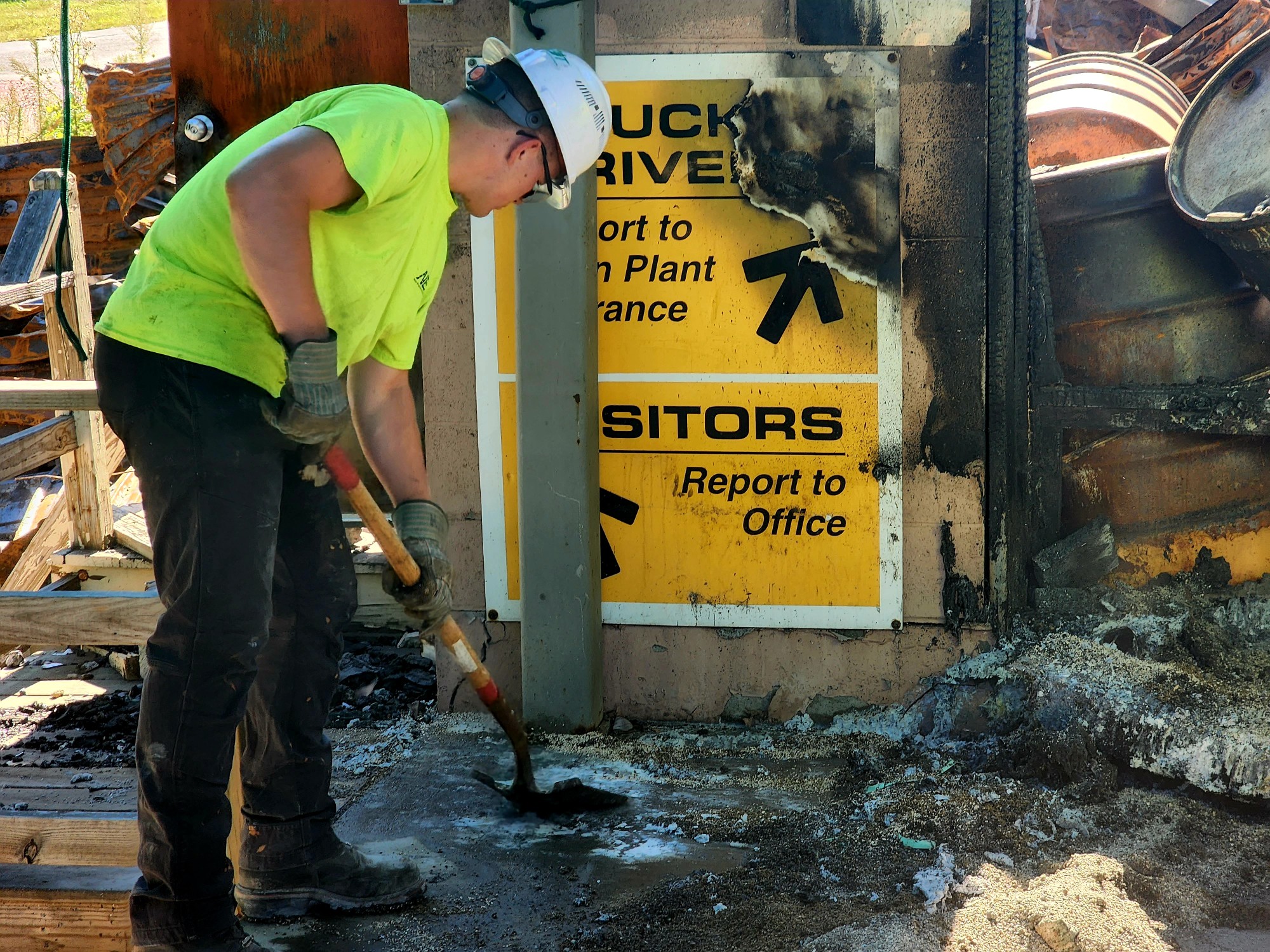 Disaster Management: Cleaning Up the Dudley Chemical Fire - New England ...